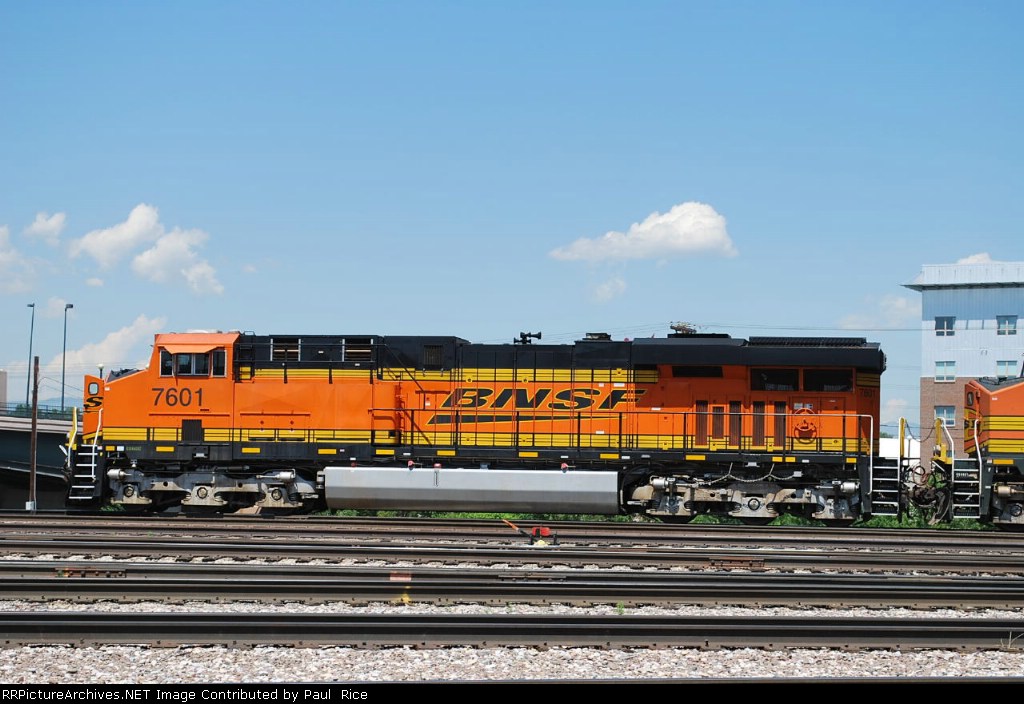 BNSF 7601